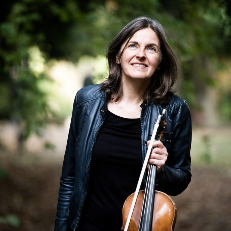 Astrid Schoerke - Ruth Killius beim Irish Chamber Orchestra